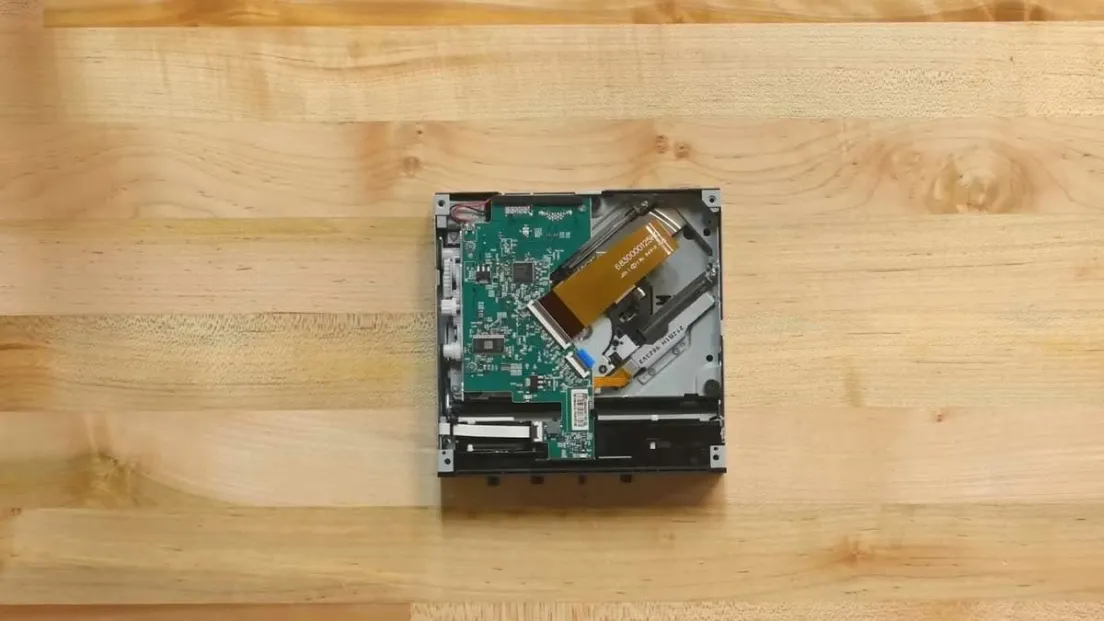 بررسی کالبدشکافی کنسول Xbox Series X مایکروسافت